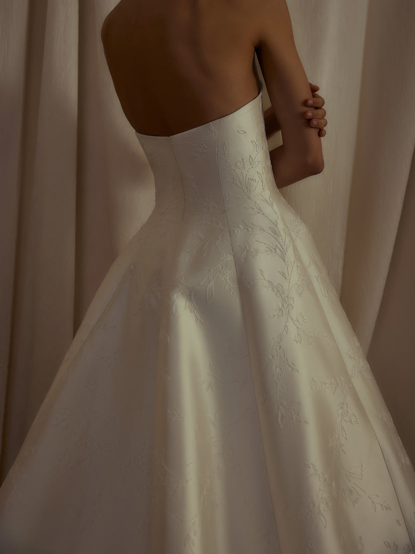 Emma | Wedding Dress by Enaura