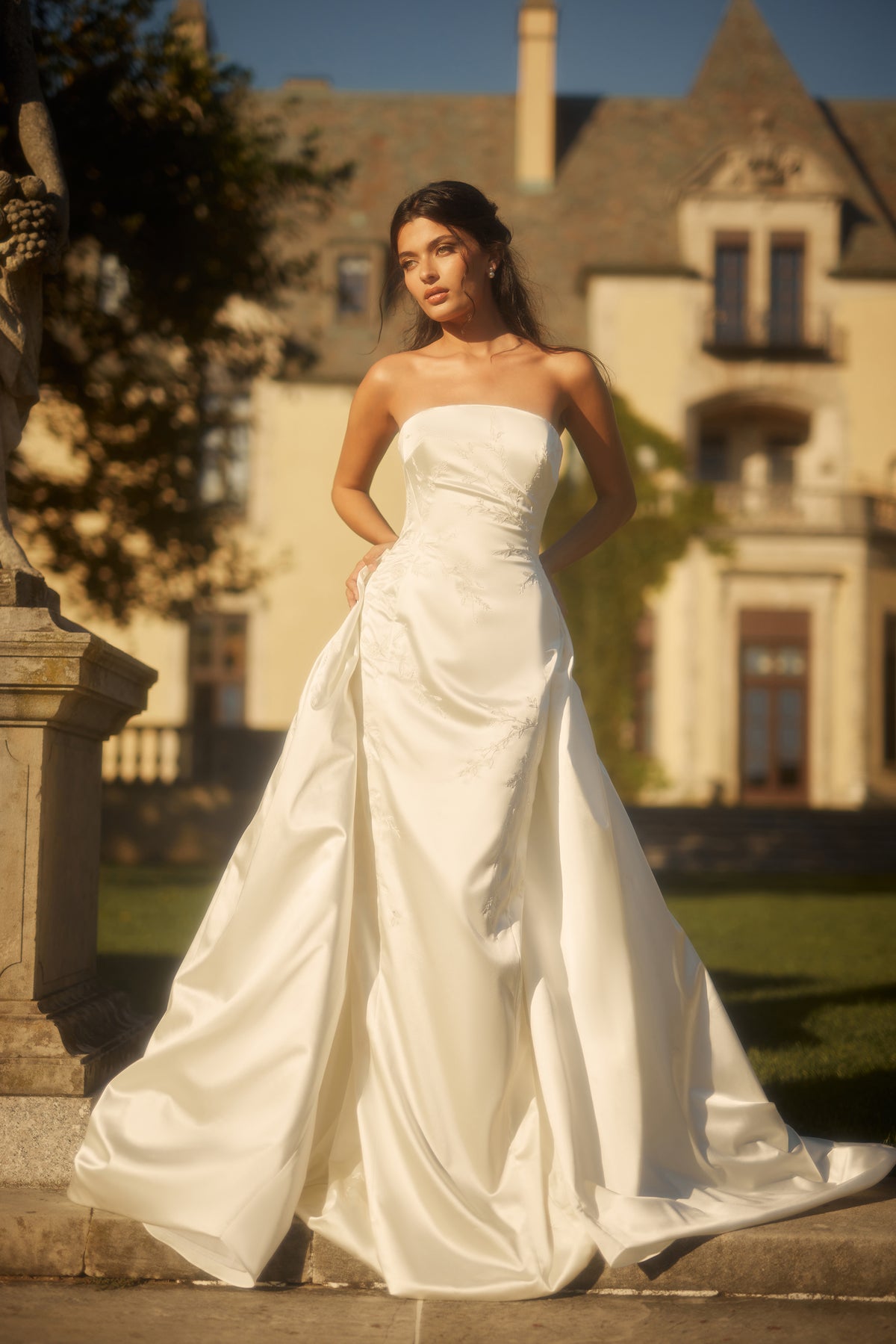 Unique Custom Wedding Dresses - Personalize Your Gown | Enaura